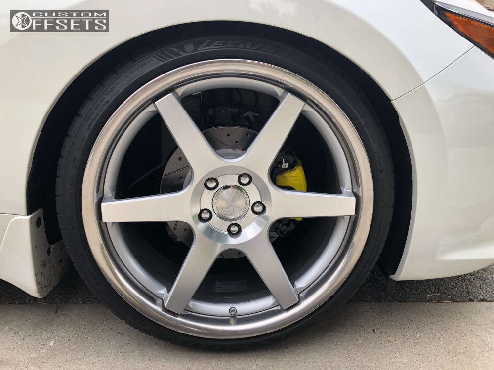 2017 Nissan Altima with 20x9 36 Concept One Cs-6 and 235/35R20 Lexani ...