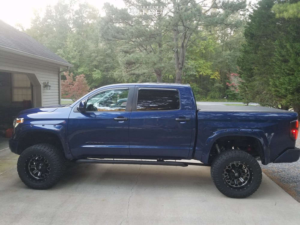 2014 Toyota Tundra with 20x10 -18 Fuel Crush and 35/12.5R20 Nitto Ridge ...
