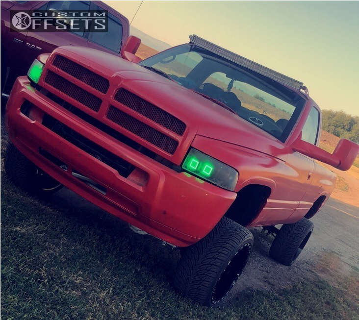 2000 Dodge Ram 1500 with 20x12 -44 TIS 544BM and 315/35R20 Atturo Az800 ...