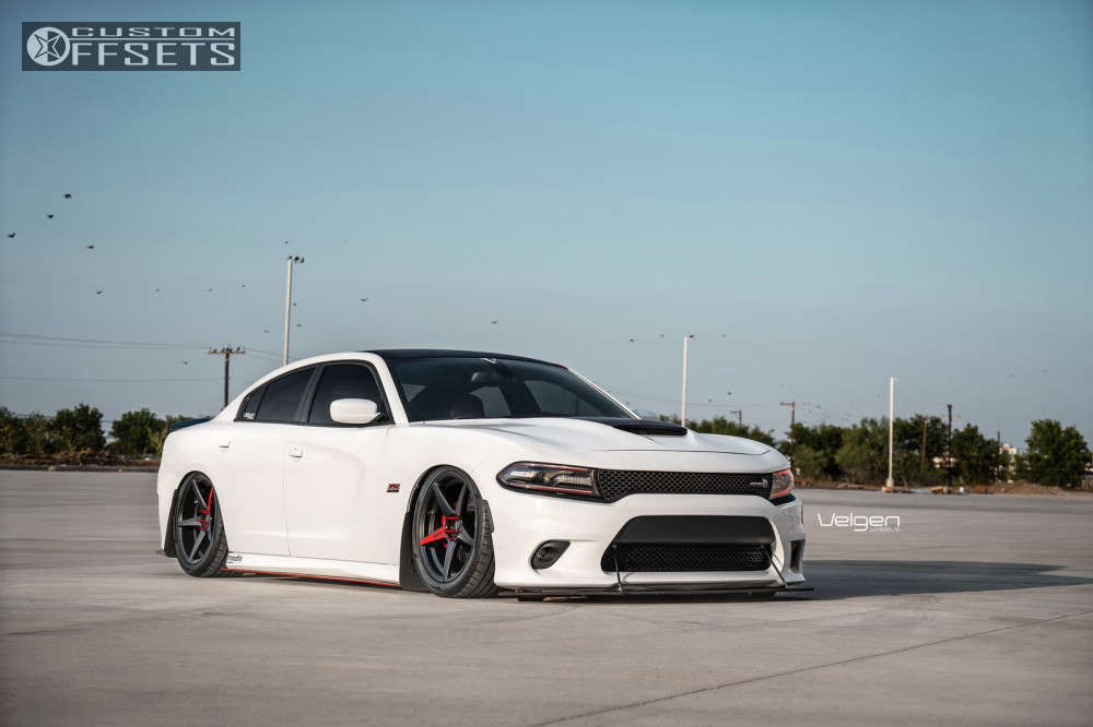2017 Dodge Charger with 20x9 20 Velgen Classic5 and 275/40R20 Atturo ...