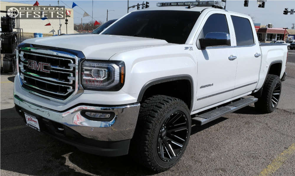 2018 GMC Sierra 1500 with 20x12 -44 Moto Metal Mo978 and 305/50R20 Toyo ...