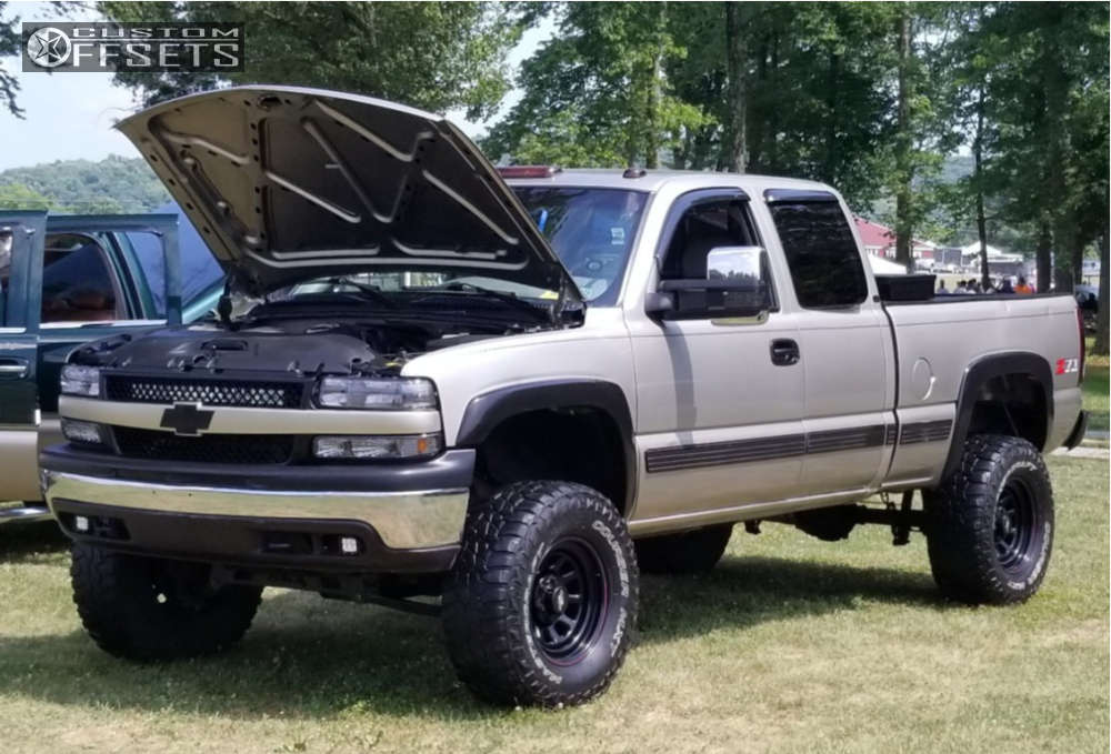 2001 Chevrolet Silverado 1500 with 17x9 0 Cragar D Window and 35/12 ...