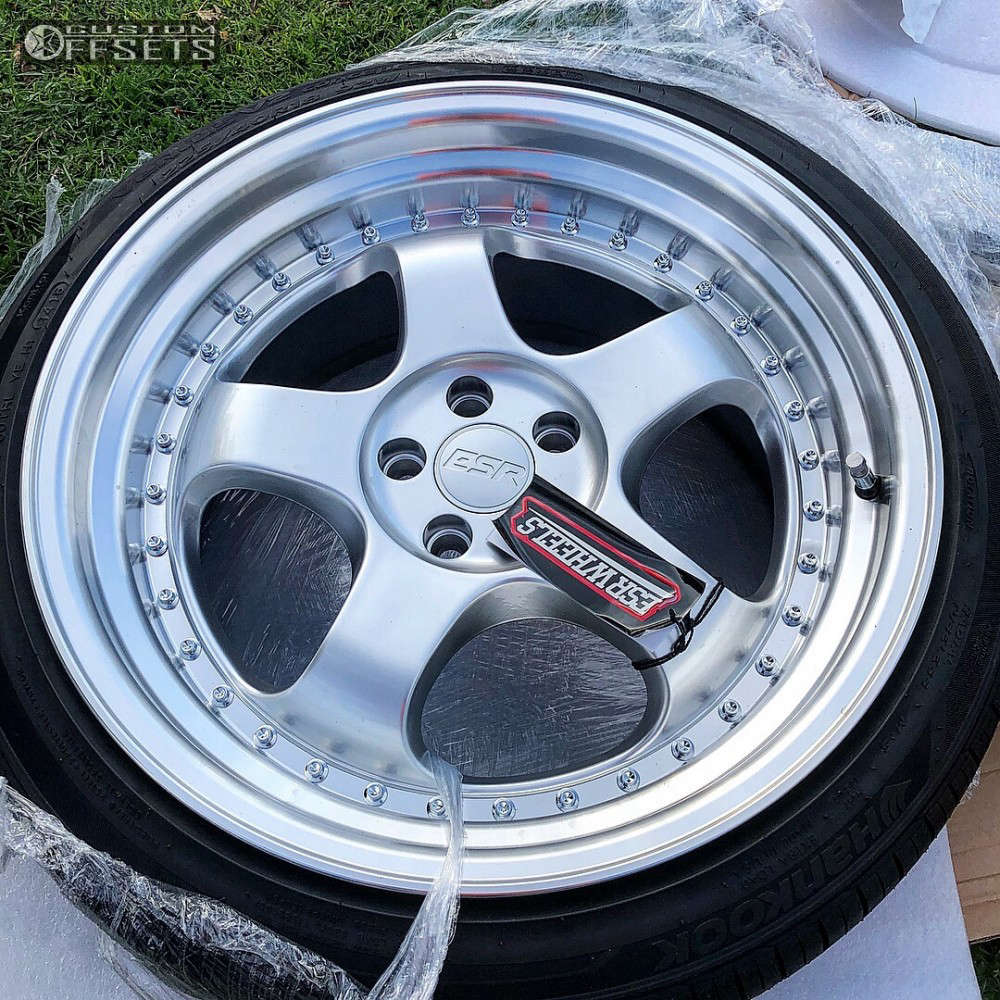 2006 Subaru Legacy with 18x9.5 35 ESR SR06 and 225/40R18 Hankook Ventus ...