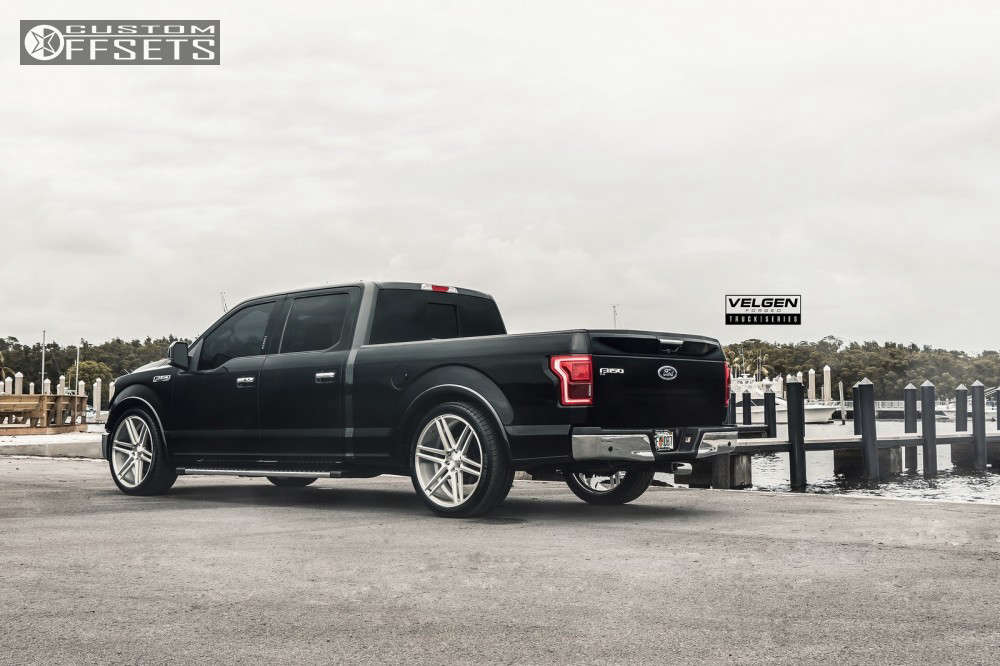2016 Ford F-150 with 24x10 30 Velgen Vft6 and 305/35R24 Delinte D8 ...
