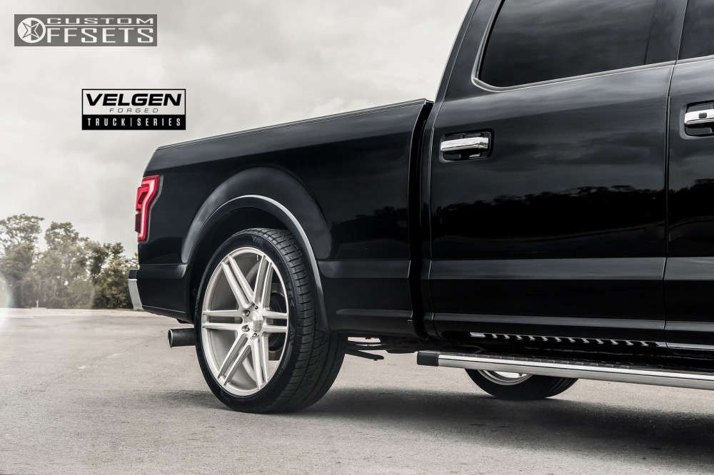 2016 Ford F-150 with 24x10 30 Velgen Vft6 and 305/35R24 Delinte D8 ...