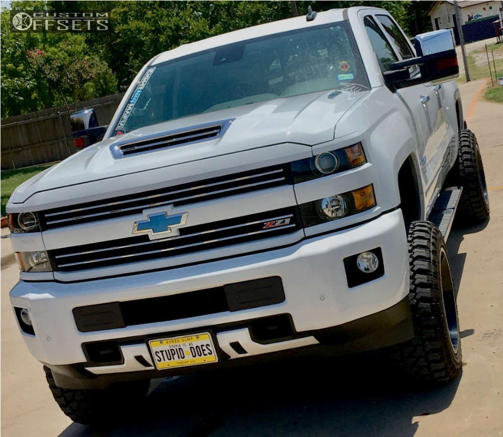 2017 Chevrolet Silverado 2500 HD with 20x12 -44 Hostile Sprocket and ...