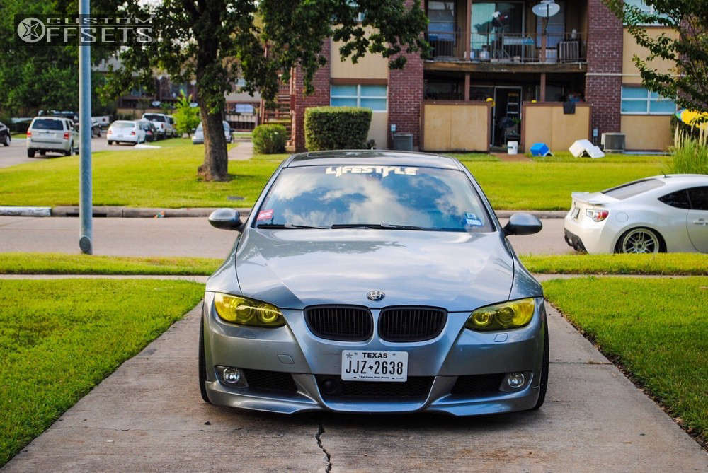 2008 BMW 335i with 18x8.5 30 ESR Sr01 and 225/40R18 Dunlop Direzza ...