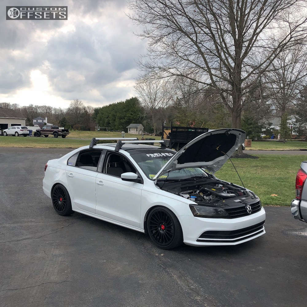 2017 Volkswagen Jetta with 18x8.5 45 Rotiform Ind-t and 225/40R18 ...