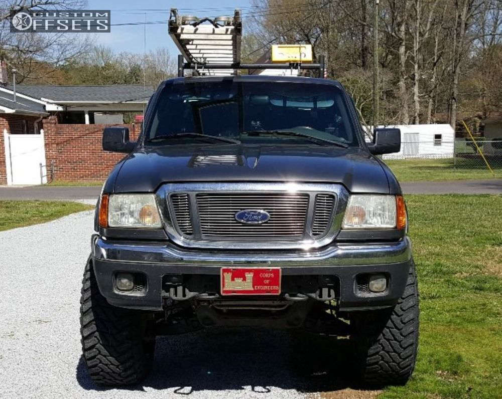 2004 Ford Ranger with 20x12 -44 Centerline LT1 and 35/12.5R20 Atturo ...