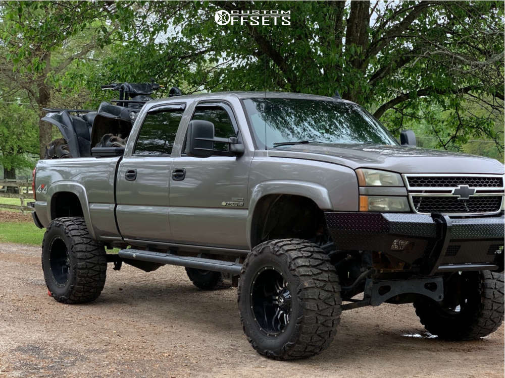 2007 Chevrolet Silverado 2500 HD Classic with 20x12 -44 TIS 535MB and ...