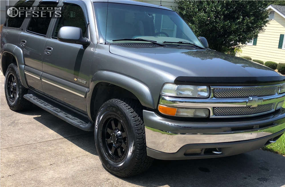 2002 Chevrolet Tahoe with 17x9 18 Gear Off-Road Big Block and 265/70R17 ...