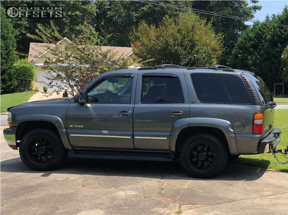 2002 Chevrolet Tahoe with 17x9 18 Gear Off-Road Big Block and 265/70R17 ...