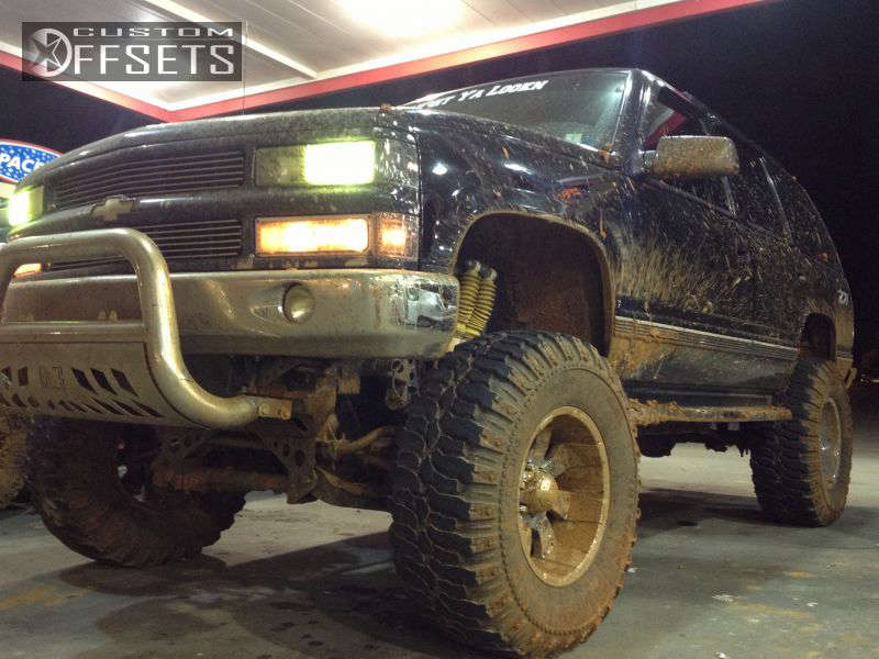 1996 Chevrolet Tahoe with 18x10 -22 Mazzi Hulk and 37/13.5R18 Super ...