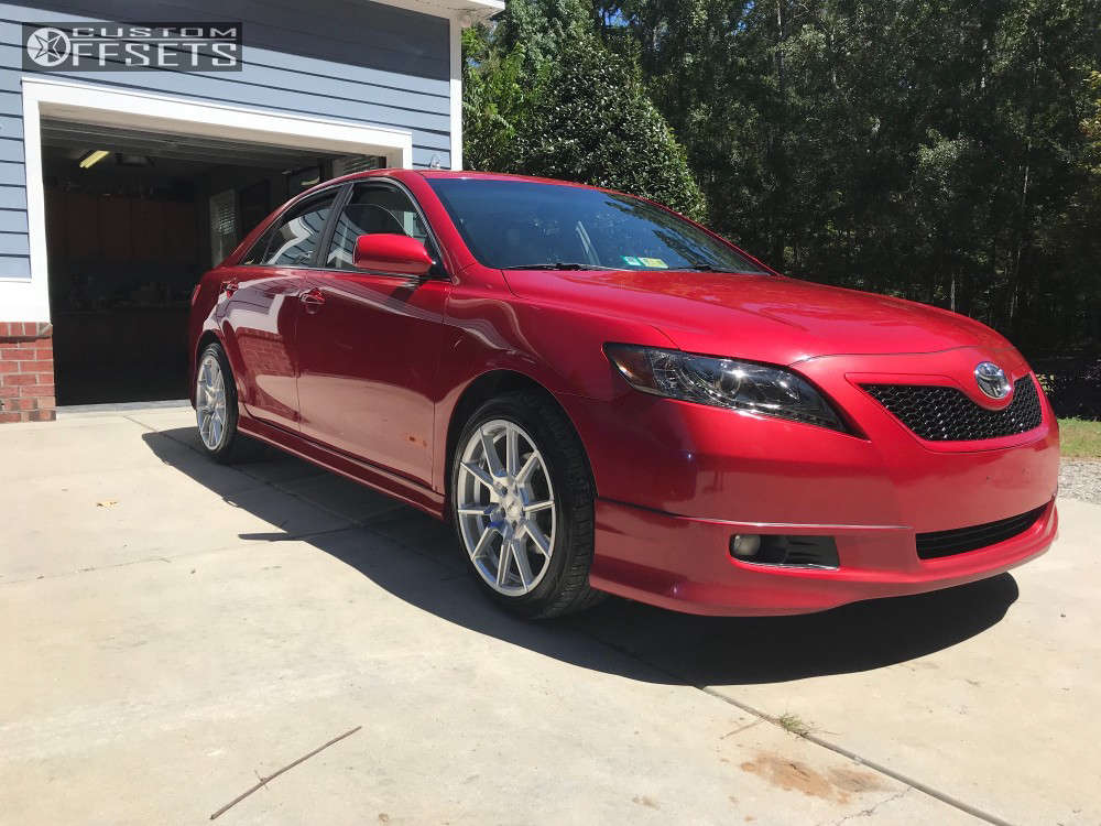 2009 Toyota Camry with 18x8.5 40 TSW Chrono and 225/45R18 Hankook ...