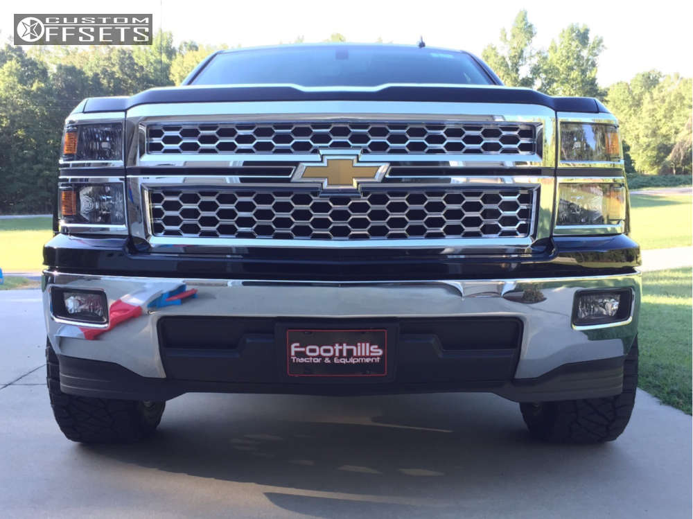 2014 Chevrolet Silverado 1500 with 20x10 -24 Method Nv and 285/55R20 ...