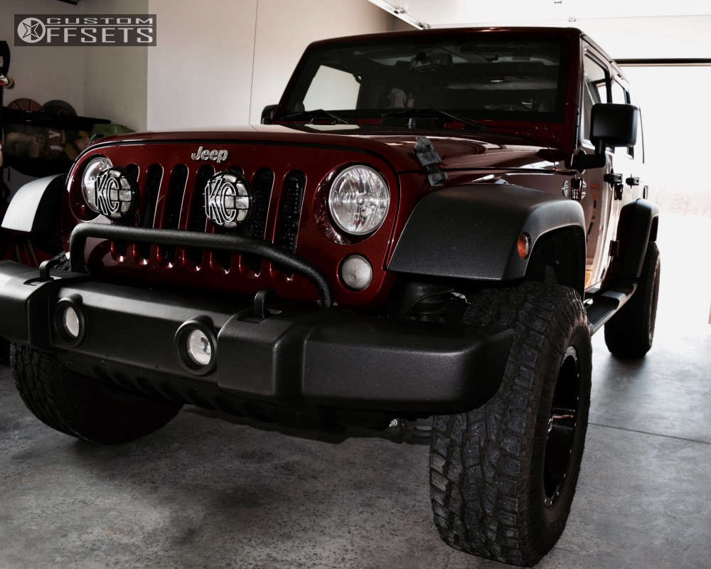 2013 Jeep Wrangler with 17x9 -12 Dropstars 645mb and 285/70R17 Toyo ...