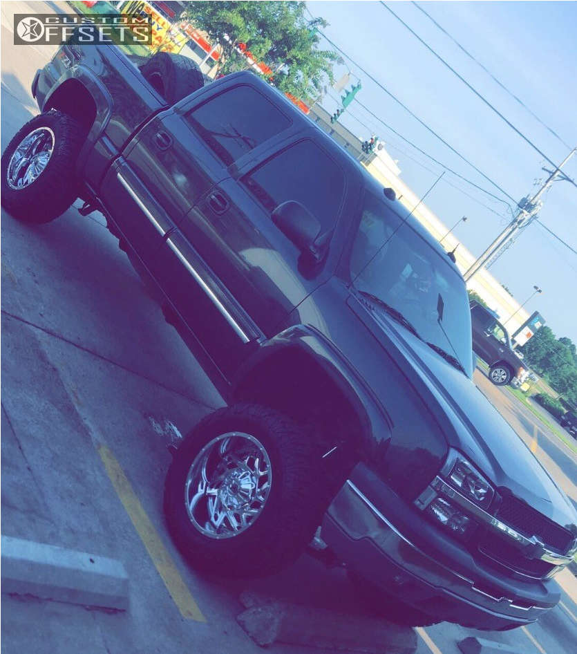 2006 Chevrolet Silverado 1500 with 20x10 -25 Dropstars 652v and 35/12 ...