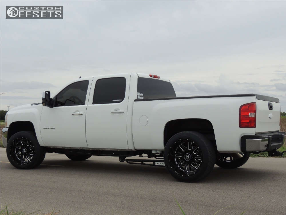 2009 Chevrolet Silverado 2500 HD with 22x12 -44 Hostile Sprocket and ...