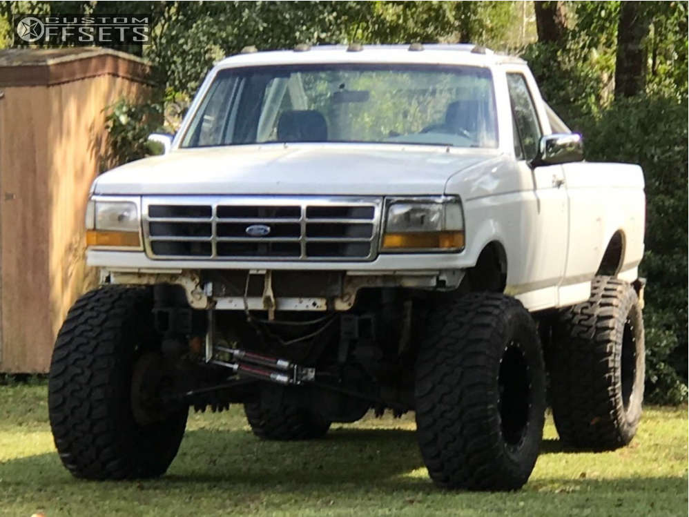 1995 Ford F-250 with 20x12 -44 Fuel 537 and 40/15.5R20 Patriot Torque ...