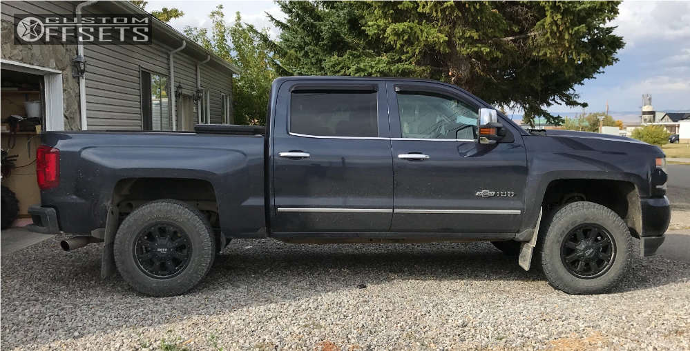 2018 Chevrolet Silverado 1500 with 18x9 18 Moto Metal Mo984 and 275 ...