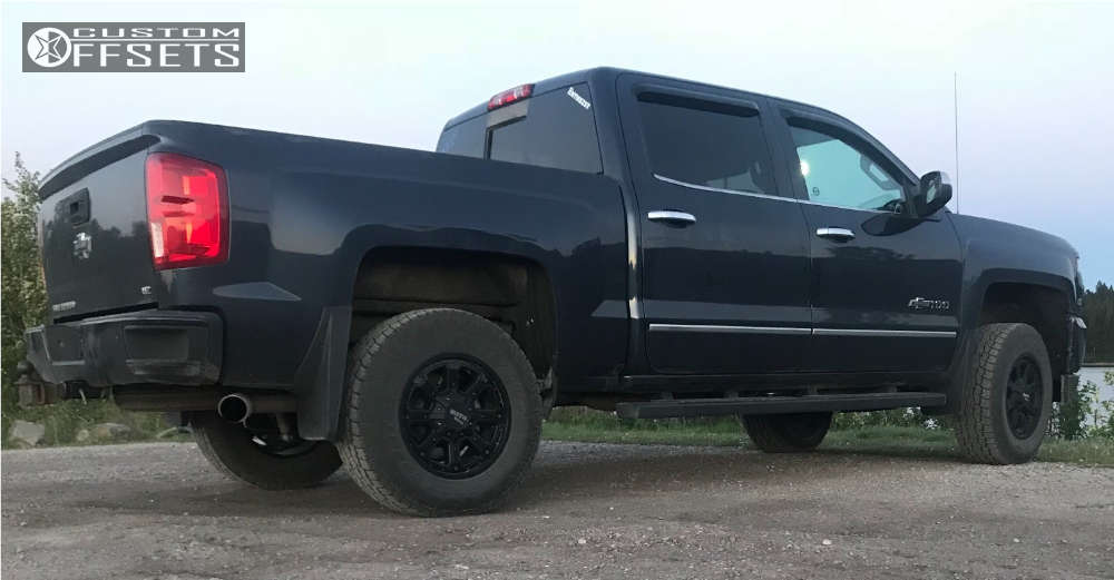 2018 Chevrolet Silverado 1500 with 18x9 18 Moto Metal Mo984 and 275 ...