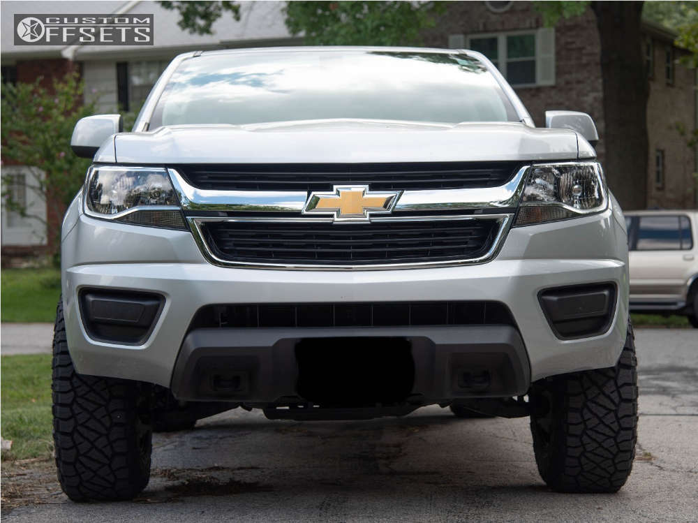 2016 Chevrolet Colorado with 17x9 -6 Mayhem Flat Iron and 265/70R17 ...