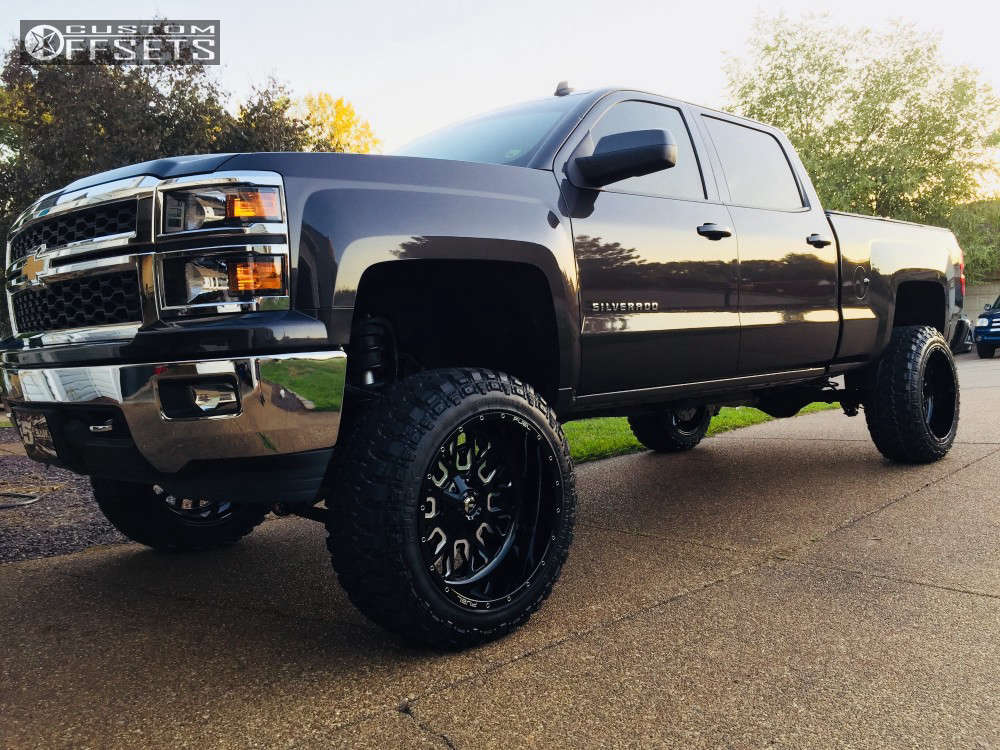 2014 Chevrolet Silverado 1500 with 22x12 -44 Fuel Stroke and 35/12.5R22 ...