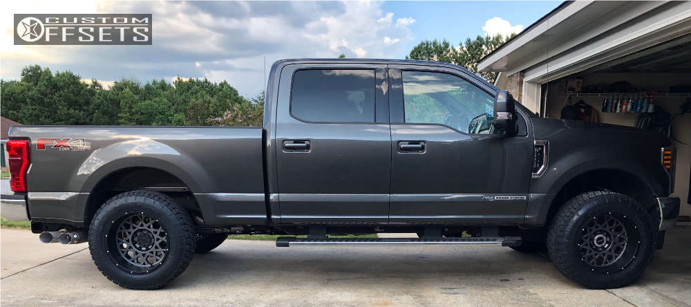 2018 Ford F-250 Super Duty with 22x12 -51 Vision Rocker and 35/12.5R22 ...