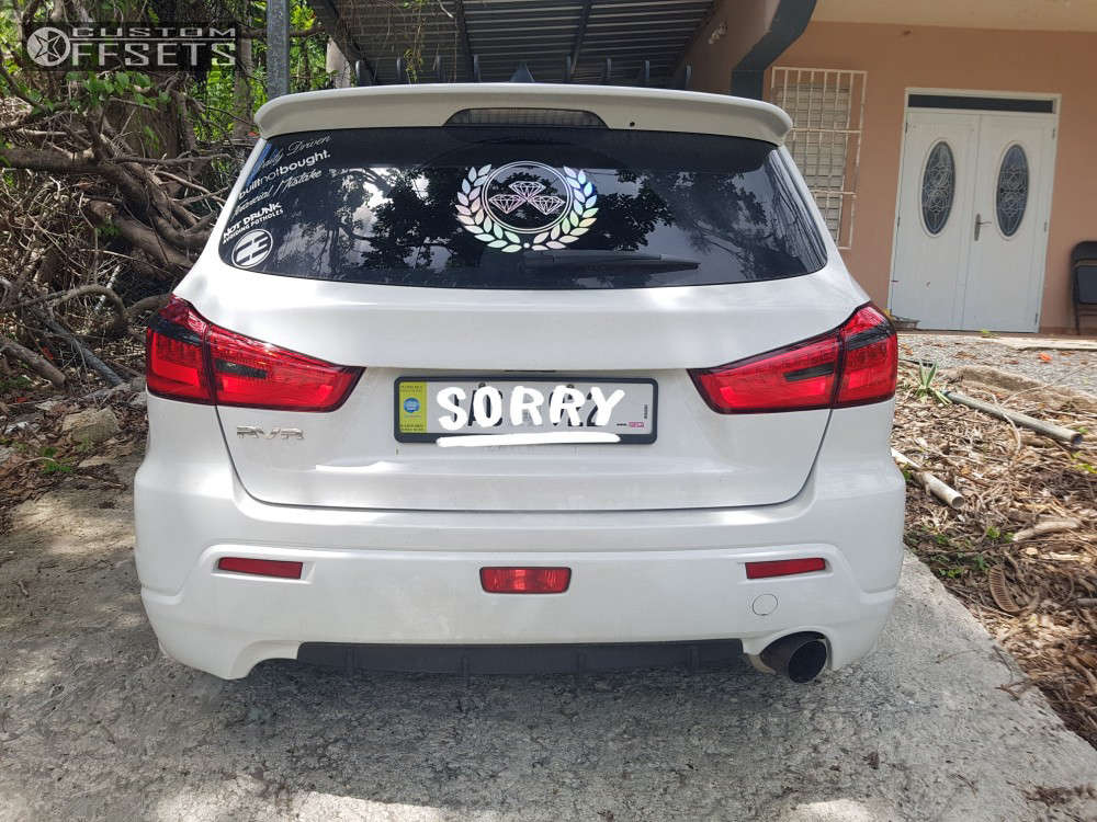 2011 Mitsubishi Outlander Sport with 20x9 35 XXR 527d and 235/35R20 ...