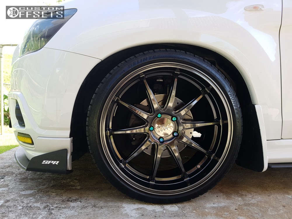 2011 Mitsubishi Outlander Sport with 20x9 35 XXR 527d and 235/35R20 ...