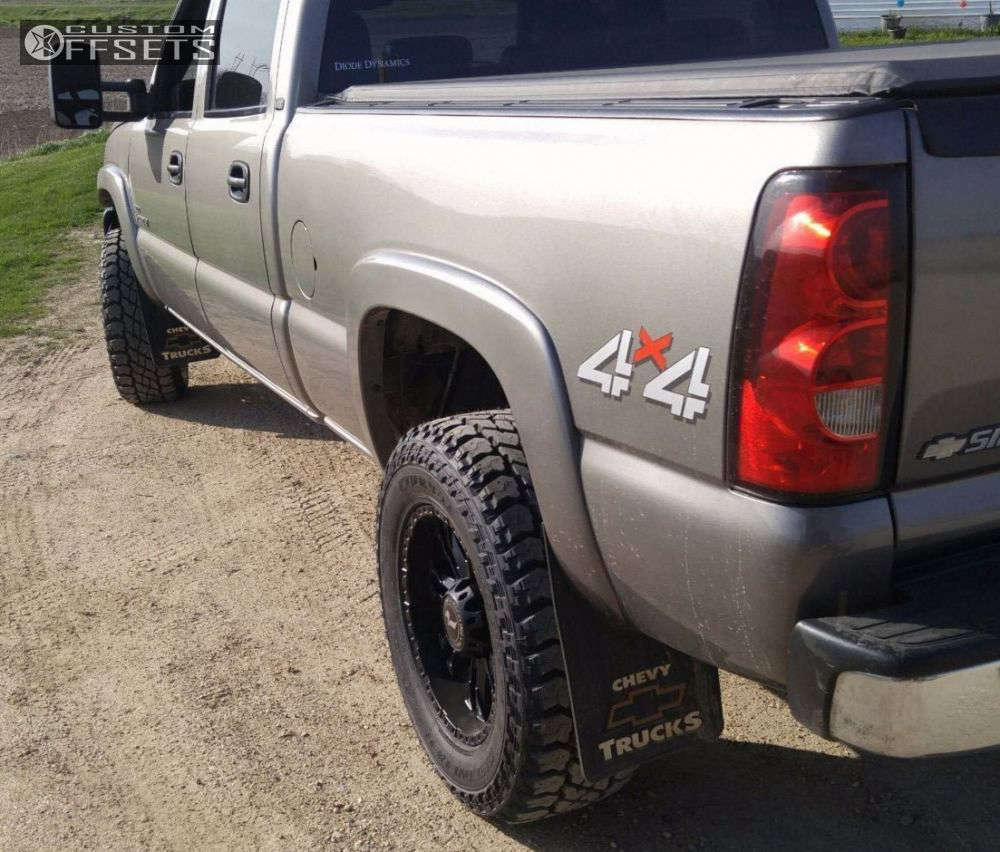 2006 Chevrolet Silverado 2500 HD with 18x9 -12 Raceline Octane and 285 ...