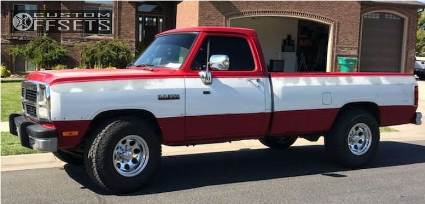 1992 Dodge D250 with 16x10 -32 Ultra 164 and 305/70R16 Hankook Dynapro ...