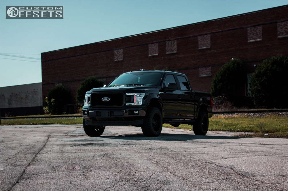 2018 Ford F-150 with 20x10 -18 Fuel Sledge and 33/12.5R20 Atturo Trail ...