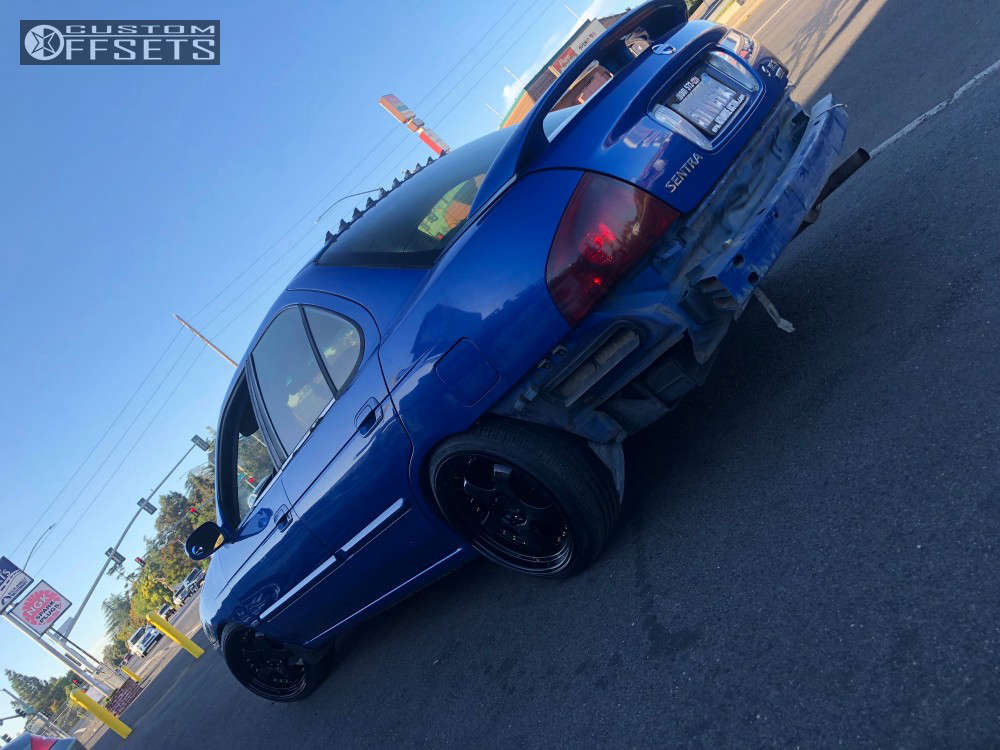 2006 Nissan Sentra with 17x9 25 Aodhan Ah03 and 205/40R17 Roadclaw Rp ...