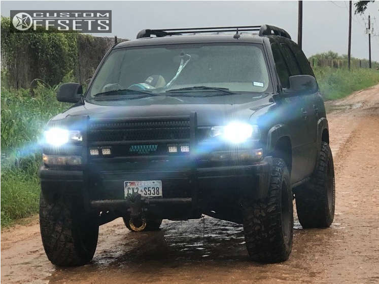 2004 Chevrolet Tahoe with 20x10 -18 Fuel Renegade D594 and 35/12.5R20 ...
