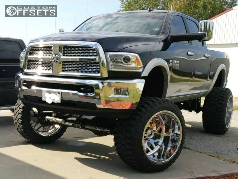 2017 Ram 2500 with 26x16 -101 Fuel Forged Ff29 and 40/15.5R26 Fury ...