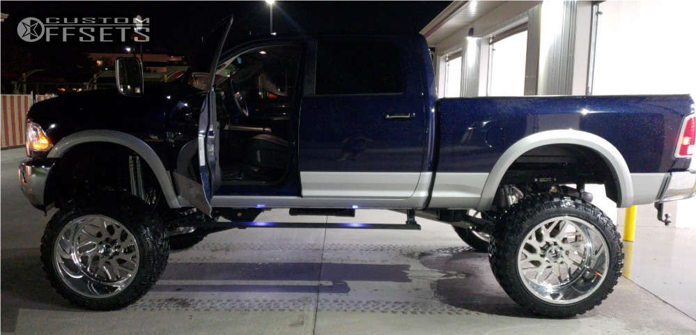 2017 Ram 2500 with 26x16 -101 Fuel Forged Ff29 and 40/15.5R26 Fury ...