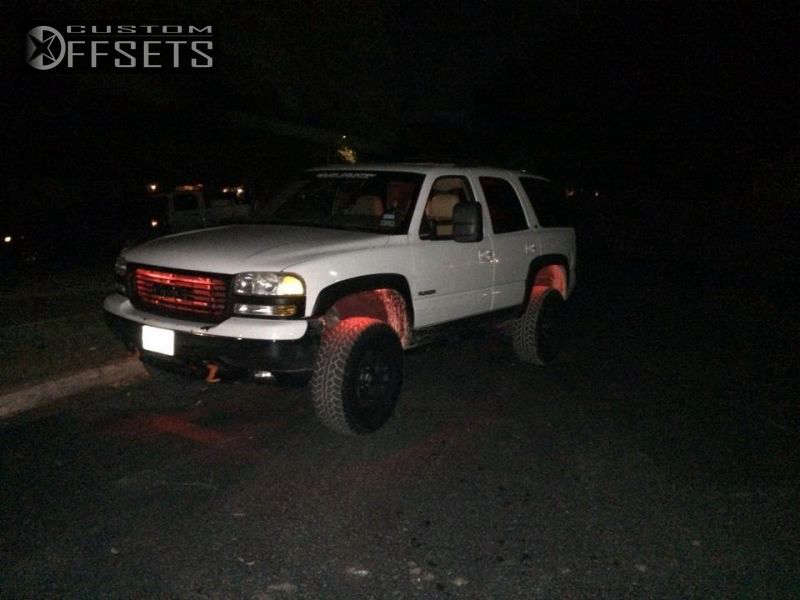 2000 GMC Yukon with 16x8 6 American Racing 10892 and 31/11.5R16 ...