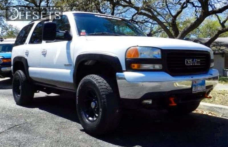 2000 GMC Yukon with 16x8 6 American Racing 10892 and 31/11.5R16 ...