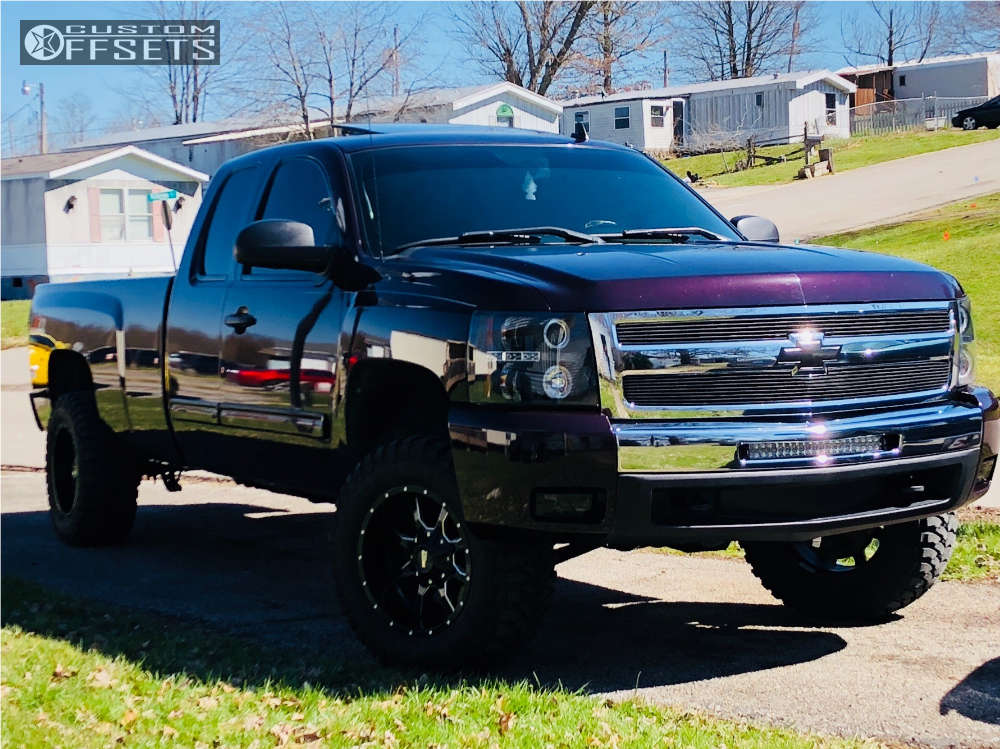 2009 Chevrolet Silverado 1500 with 18x10 -24 Moto Metal Mo970 and 33/12 ...