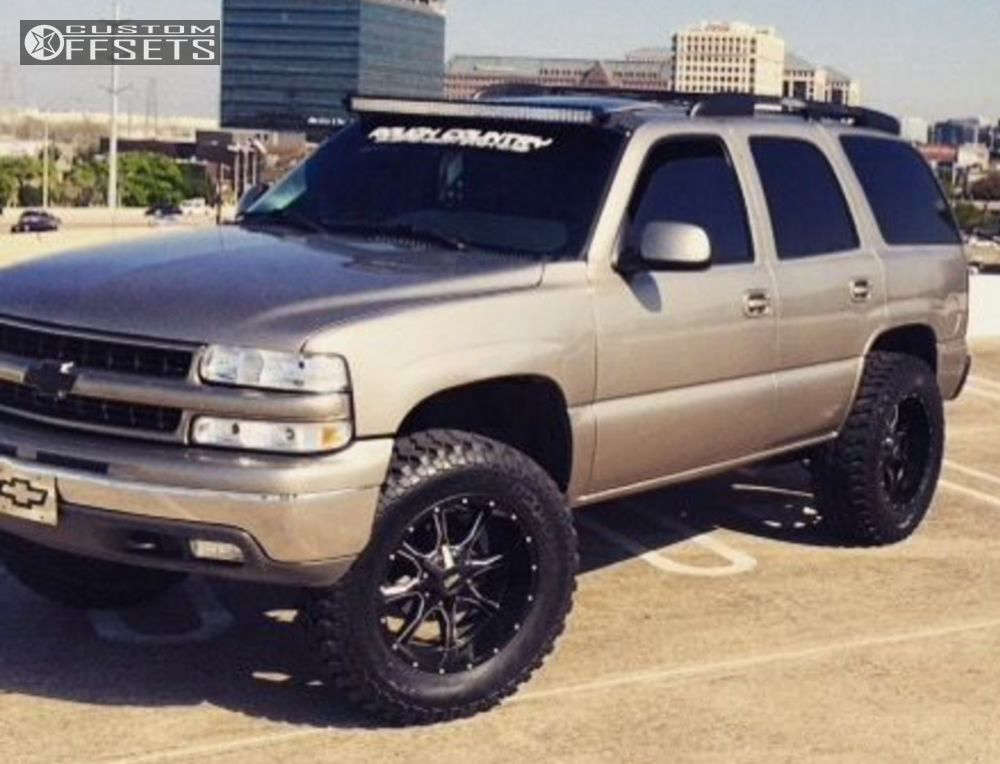 2001 Chevrolet Tahoe with 20x10 -24 Moto Metal MO970 and 35/12.5R20 ...