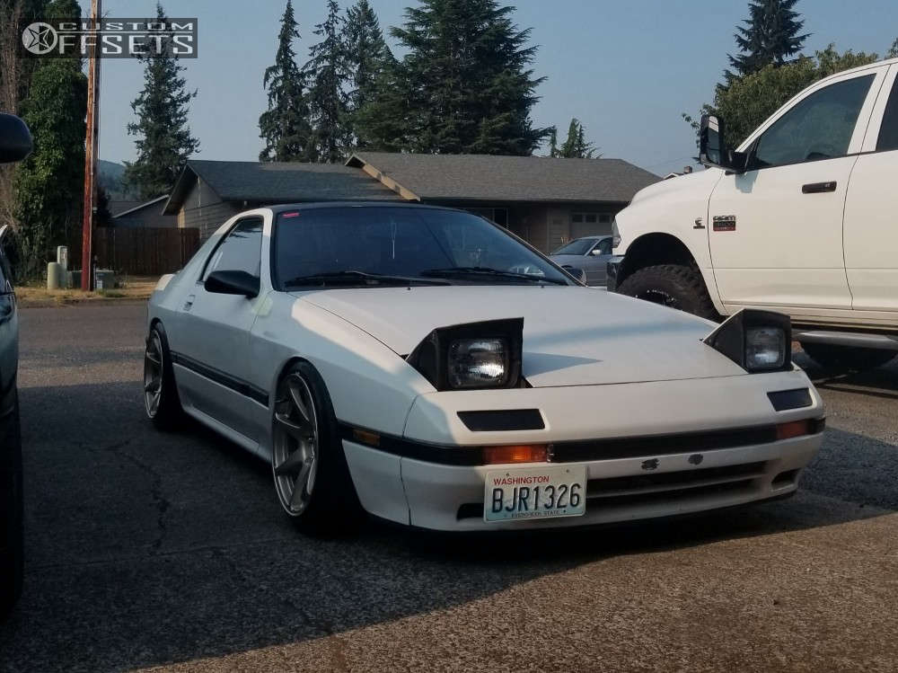 1986 Mazda RX-7 with 17x9.5 15 MB Battles and 215/40R17 Nankang NS-20 ...