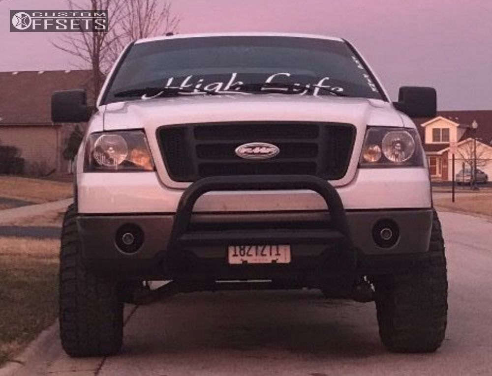 2006 Ford F-150 with 17x9 -6 Pro Comp Series 69 and 35/12.5R17 Federal ...