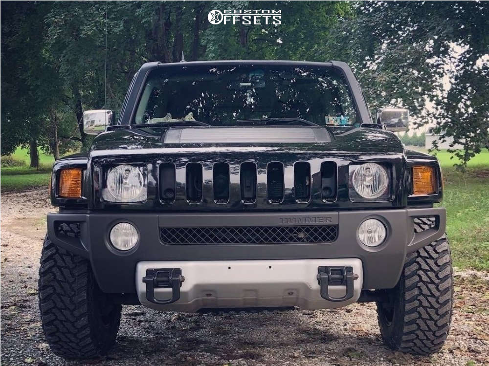 2008 Hummer H3 with 18x9 -12 Fuel Lethal and 275/65R18 Atturo Trail ...