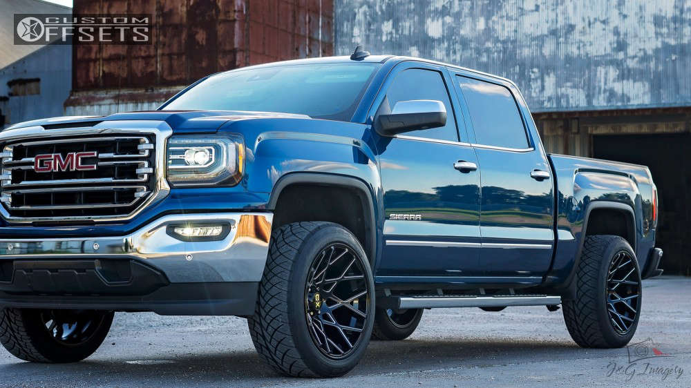 2018 GMC Sierra 1500 with 22x12 -44 XD Xd831 and 305/45R22 Nitto NT420V ...