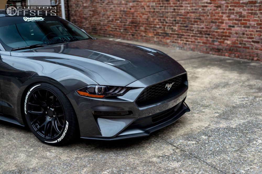 2018 Ford Mustang with 19x9.5 22 ESR Sr12 and 255/45R19 Federal 595 Rs ...