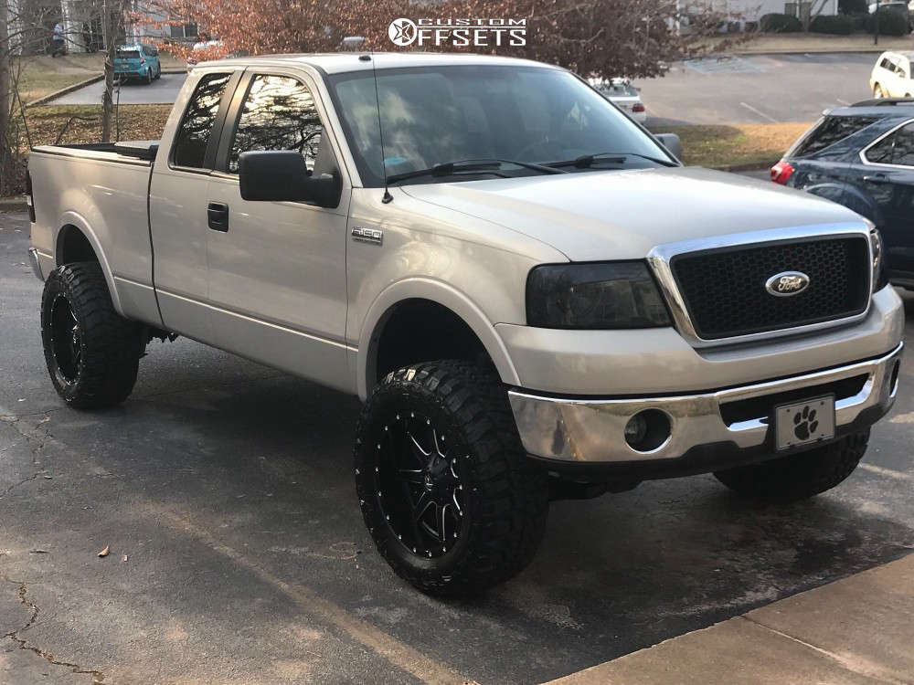 2006 Ford F-150 with 20x10 -24 Fuel Maverick and 35/12.5R20 Federal ...