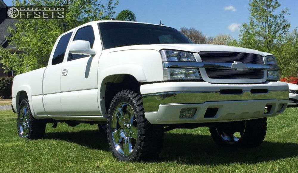 2004 Chevrolet Silverado 1500 with 22x9 31 OE Performance 147 and 35/12 ...