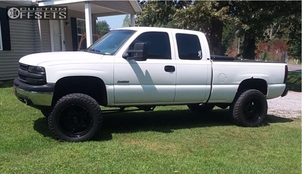 2001 Chevrolet Silverado 1500 with 20x10 -24 XD Xd786 and 35/12.5R20 ...