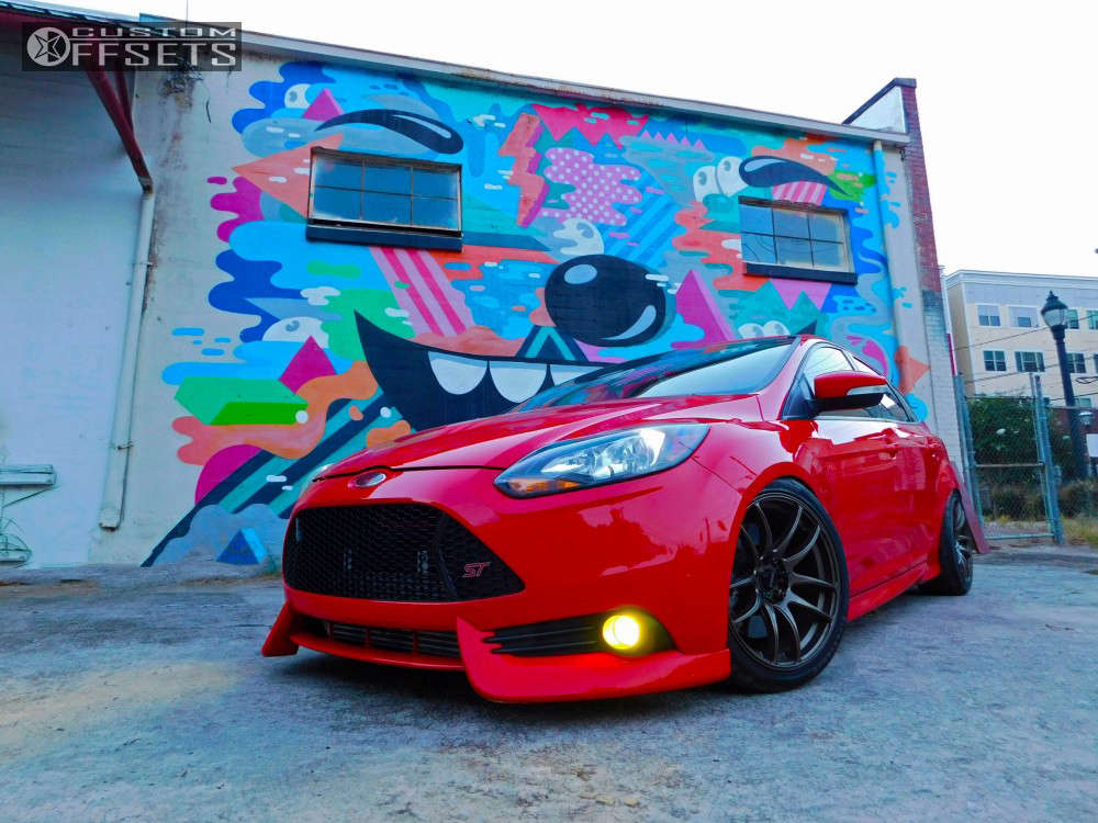 2014 Ford Focus with 18x8.5 35 Traklite Drift and 255/35R18 Firestone ...